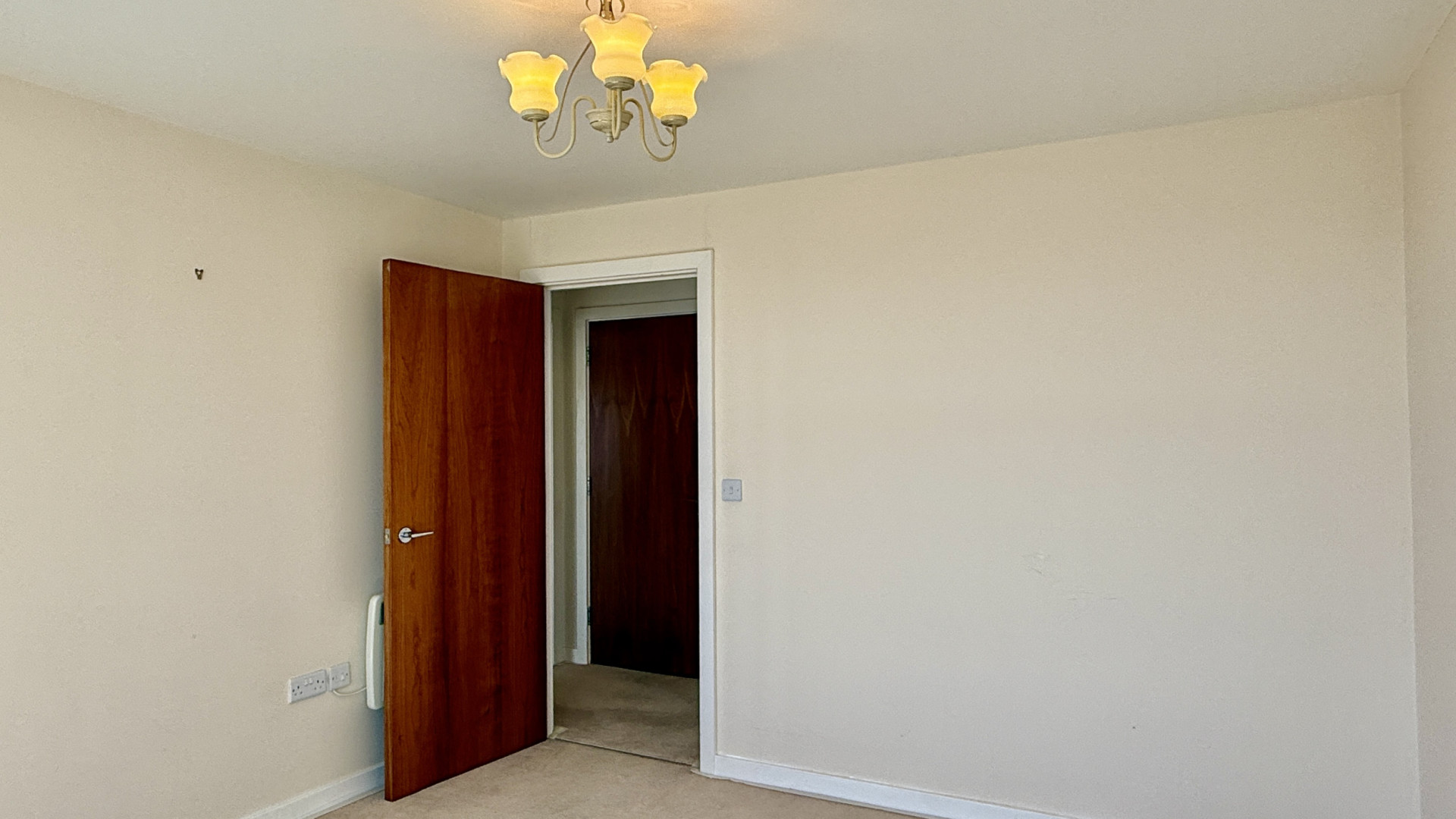 Cowley Groves - Apt. 47 Queens Pier Apartments, Stanley Mount East ...