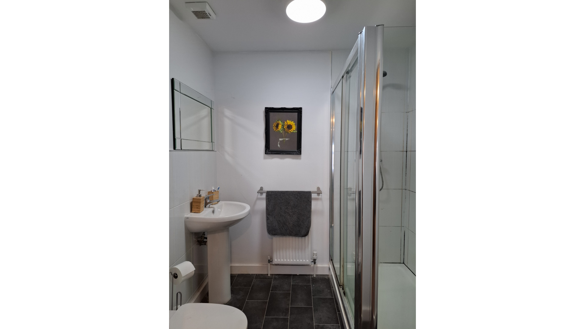 Cowley Groves - Apt. 14, Wellington House, Waterloo Road, Ramsey, IM8 1EG