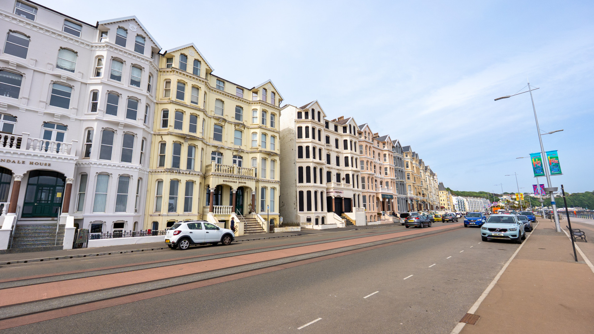 Cowley Groves - Apt. 8 Beresford House, 11-12 Palace Terrace, Queens Promenade, Douglas, IM2 4NE