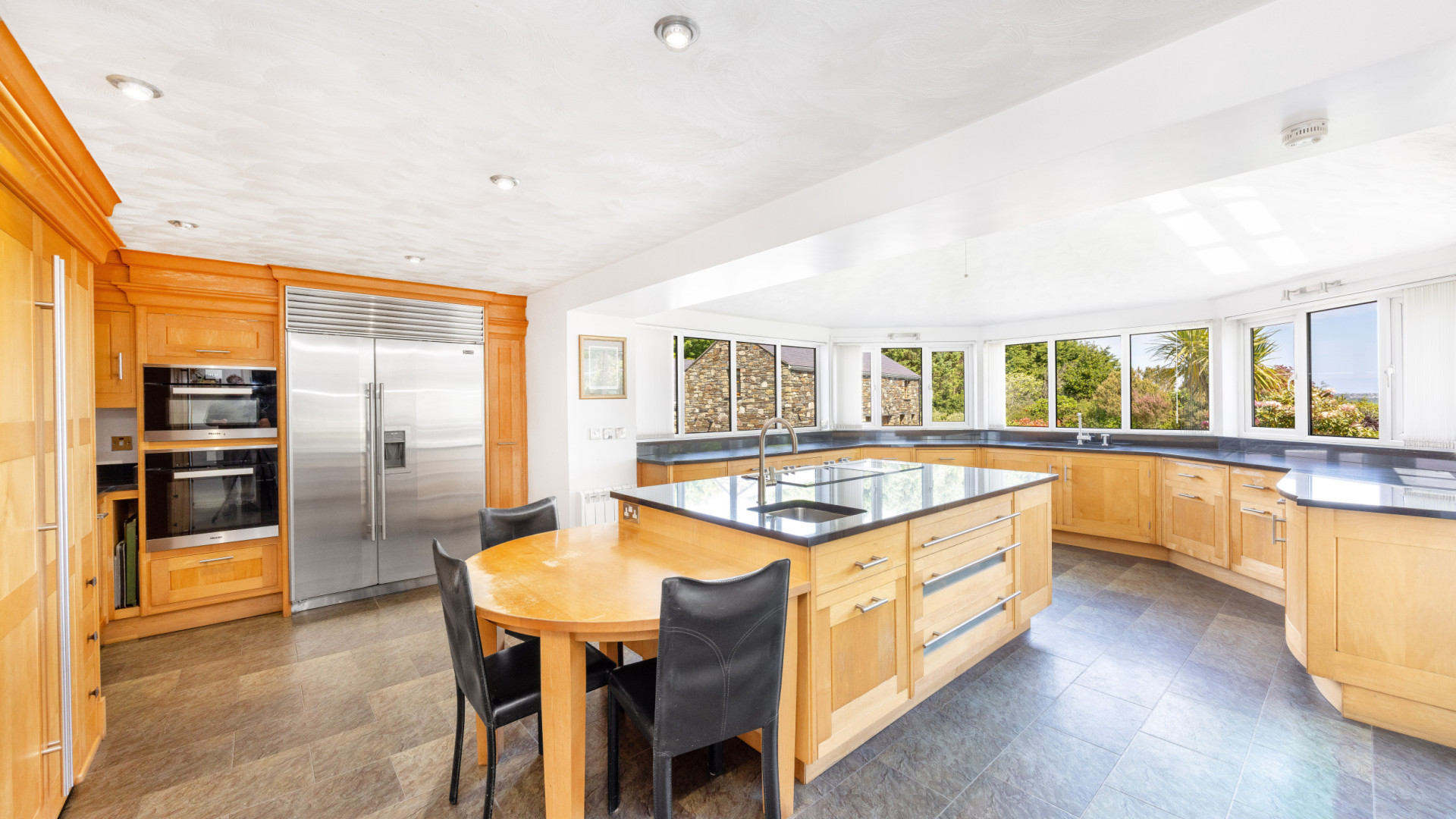 Cowley Groves - The Garth, Garth Road, Crosby, IM4 2HB